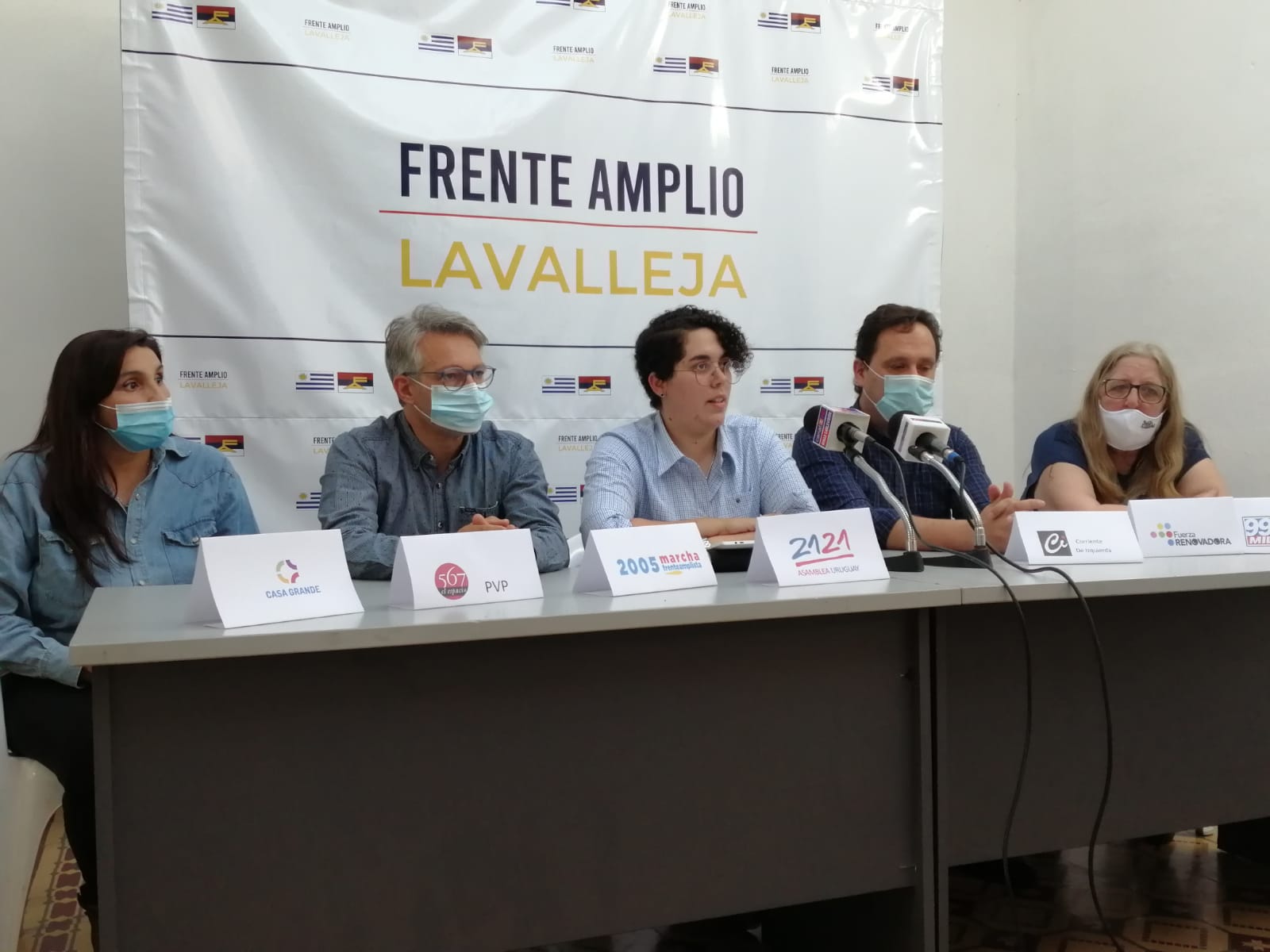04.11.2021 En busca de la renovación: Lucía Moreira presentó su ...