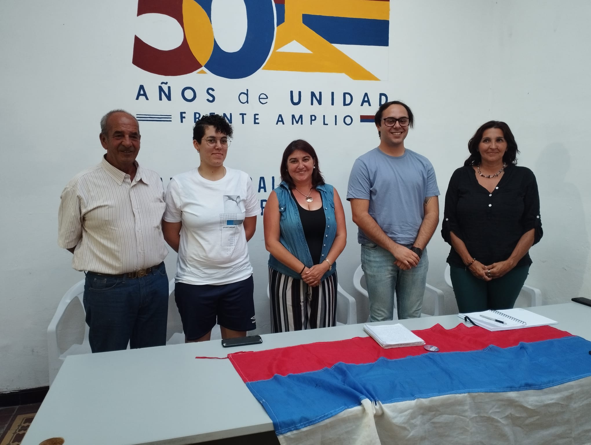 17.02.2023 Con música y oradores nacionales el Frente Amplio celebra ...