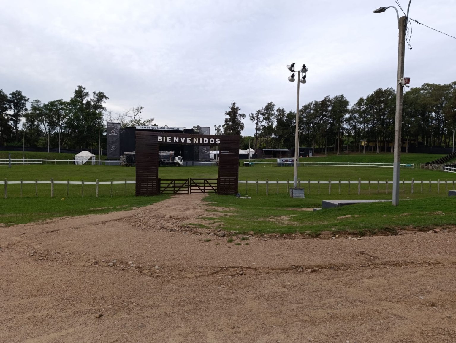 El Parque Rodó se prepara para recibir la 39ª edición del festival ...